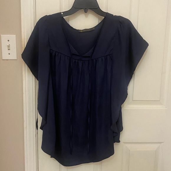 Outback Red | Tops | Outback Red Ruffle Sleeve Silky Top | Poshmark